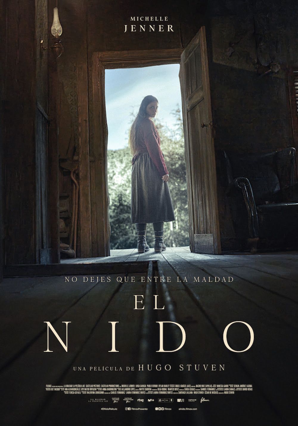 Michelle Jenner en el póster de 'El Nido', la cinta de Hugo Stuven que ...