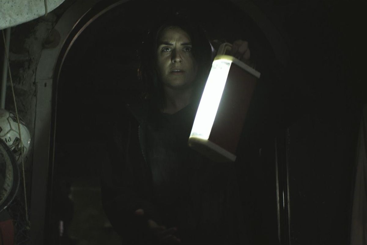 Pósters de Housebound | Aullidos.COM
